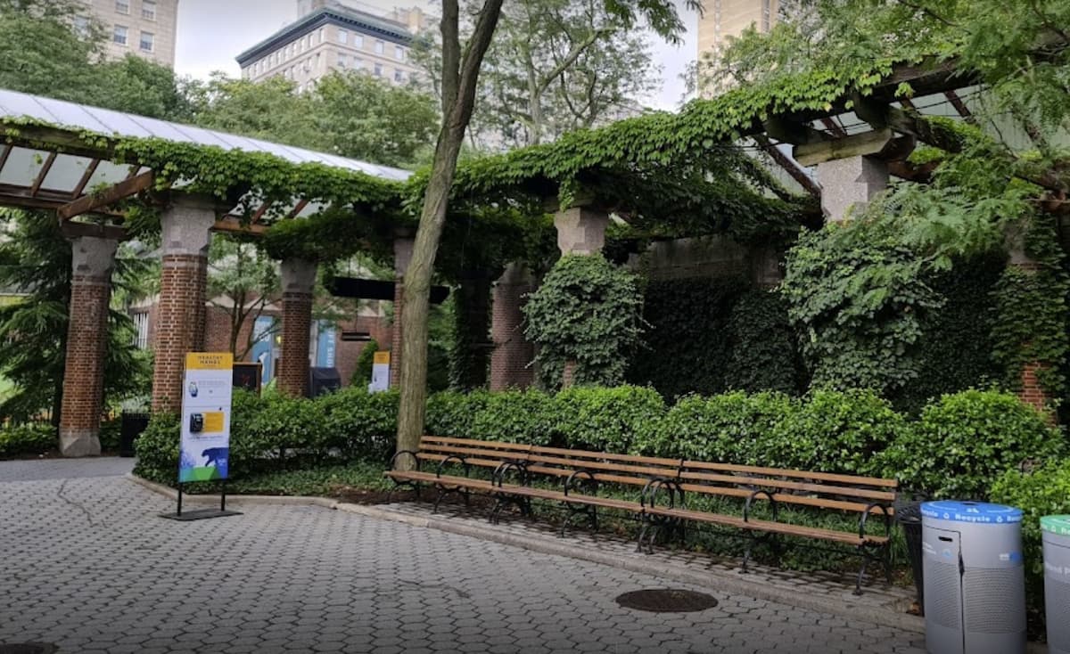 The Central Park Zoo on 64th and 5th - OurNYState.com